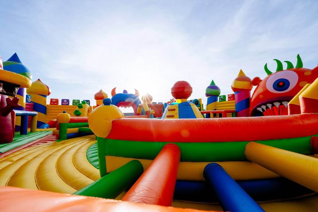 El castillo inflable más grande del mundo llega al Zócalo de CDMX