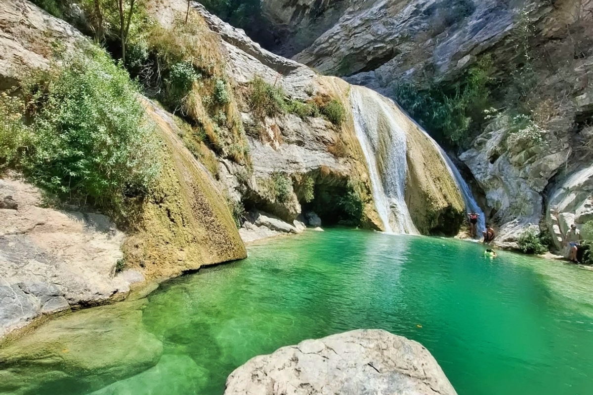 El Aguacate, el oasis escondido que enamora en Puebla: pozas jade y un ...