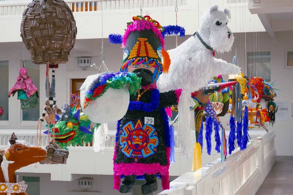 Traditional Piñatas will arrive to this museum in Mexico City as part ...