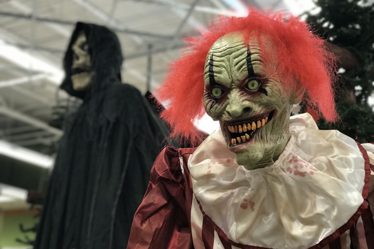 La tienda de disfraces en CDMX donde te criaturas tenebrosas te asustan ...