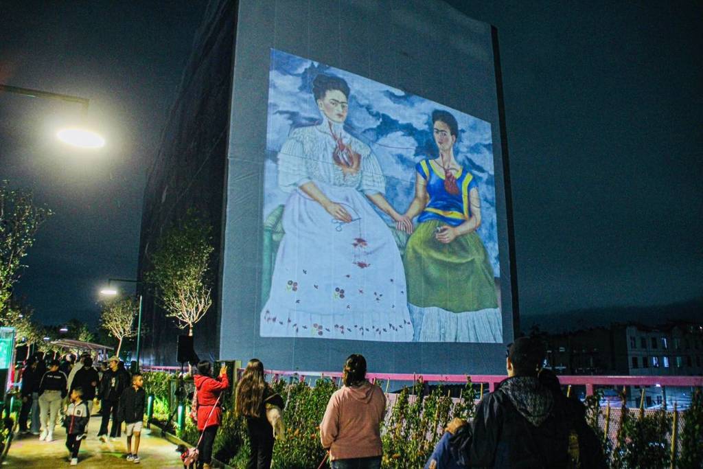 Videomapping sobre muralismo y Frida Kahlo en el nuevo Jardín Flotante ...