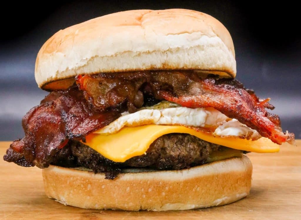 9 Brilliant Burger Joints In Cincinnati That Are Bun In A Million!