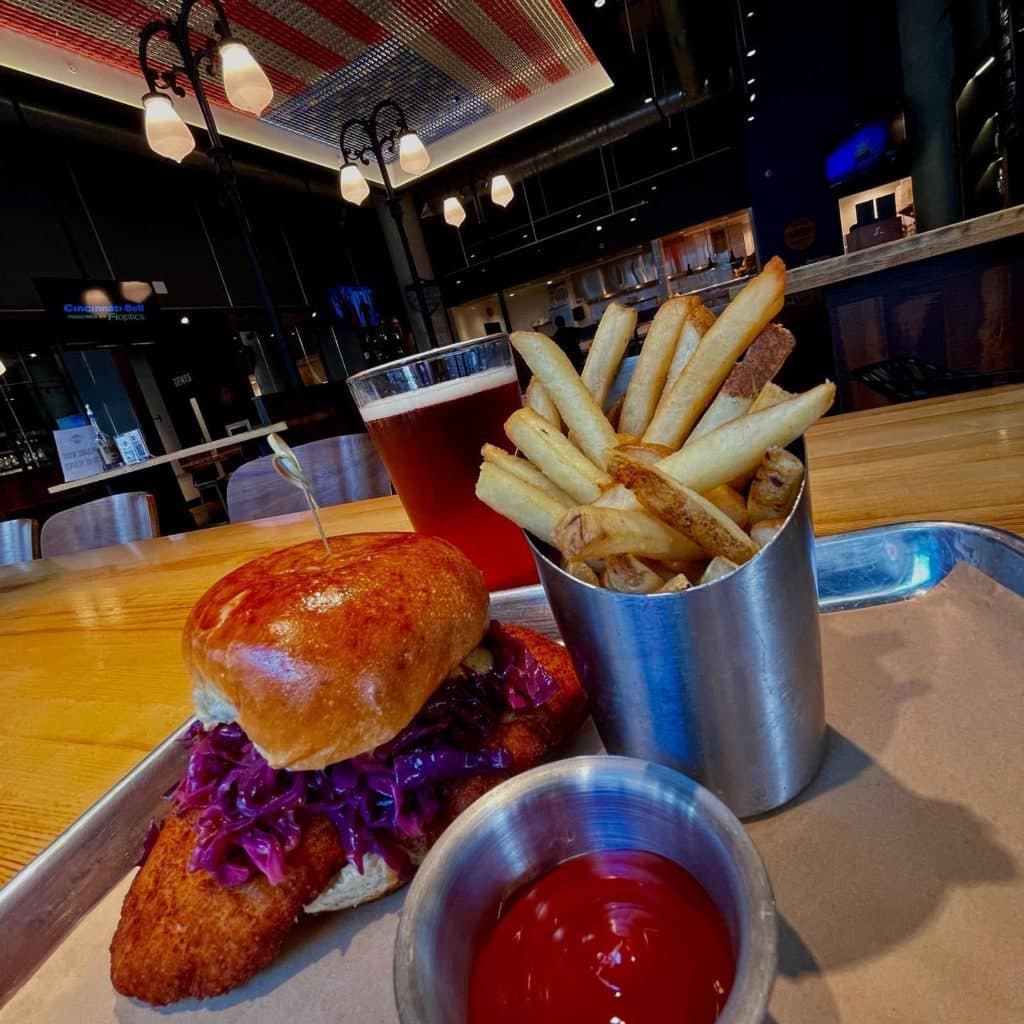 9 Brilliant Burger Joints In Cincinnati That Are Bun In A Million!