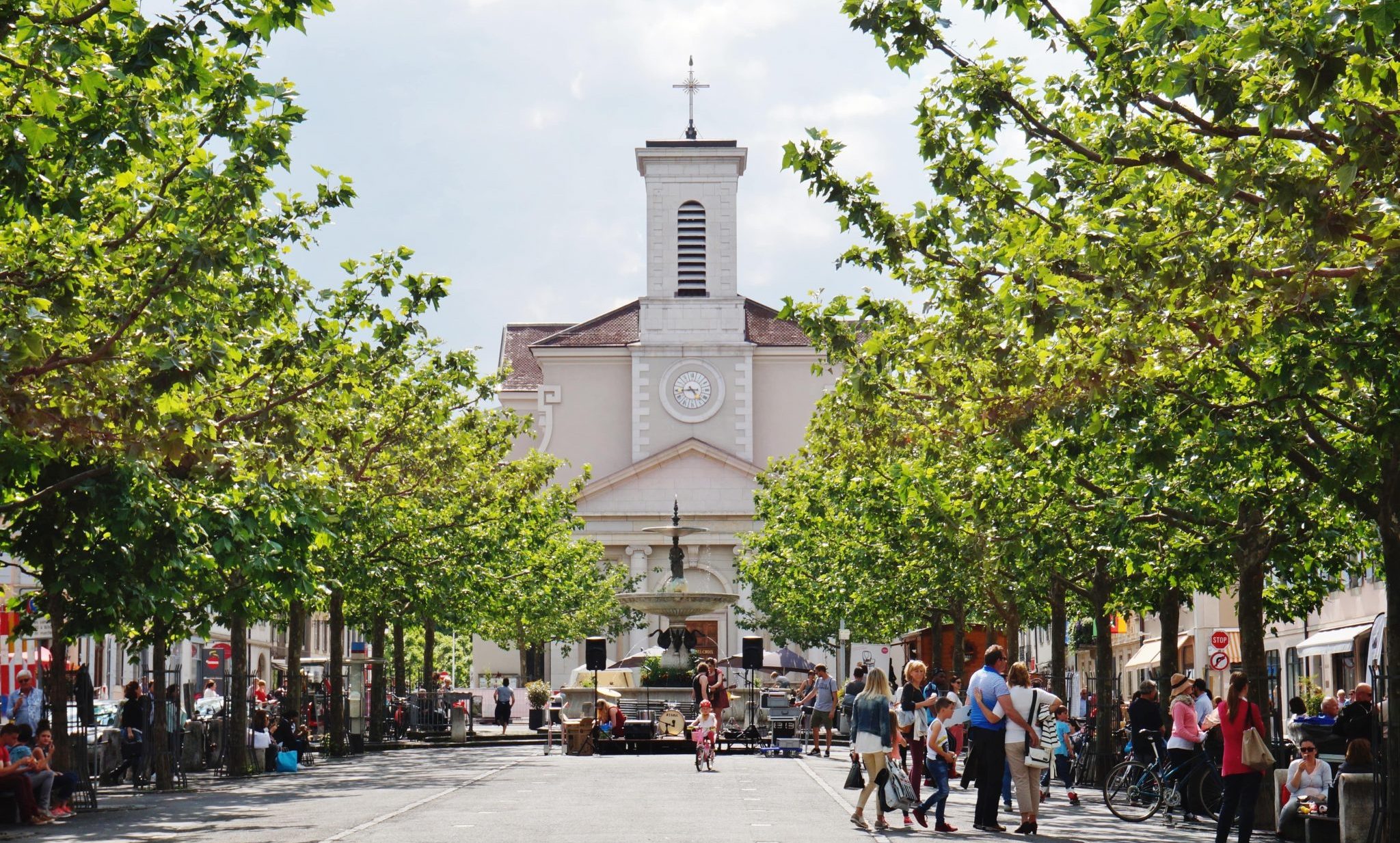 Découvrez Carouge le temps d'une promenade