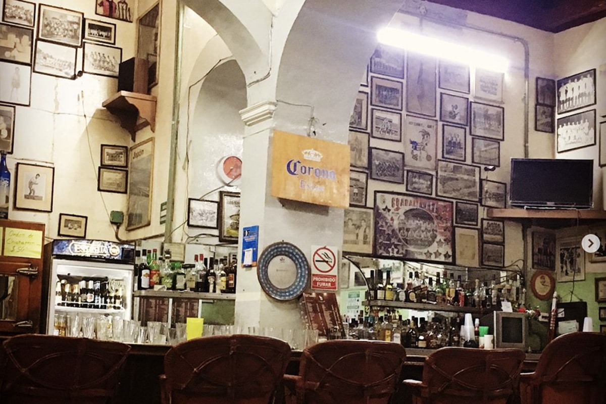 Los Famosos Equipales: Cierra sus puertas después de 102 años