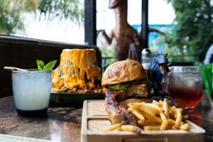 Prehistoric Land, el imperdible restaurante temático de dinosaurios