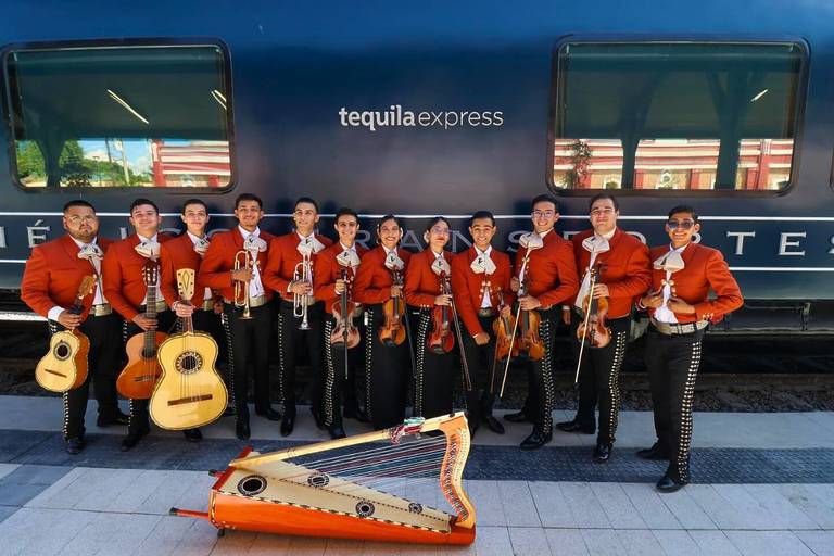 Te contamos cuánto cuesta el renovado tren Tequila Express
