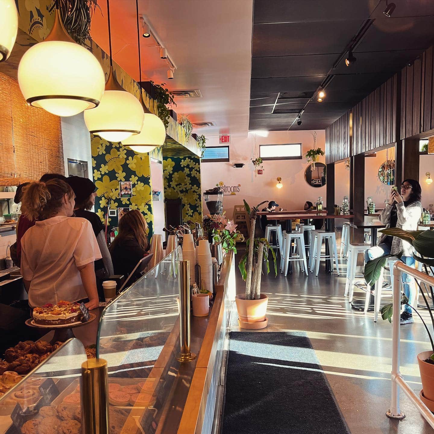 11 Brilliant Bakeries In Indy With The Best Pastries!