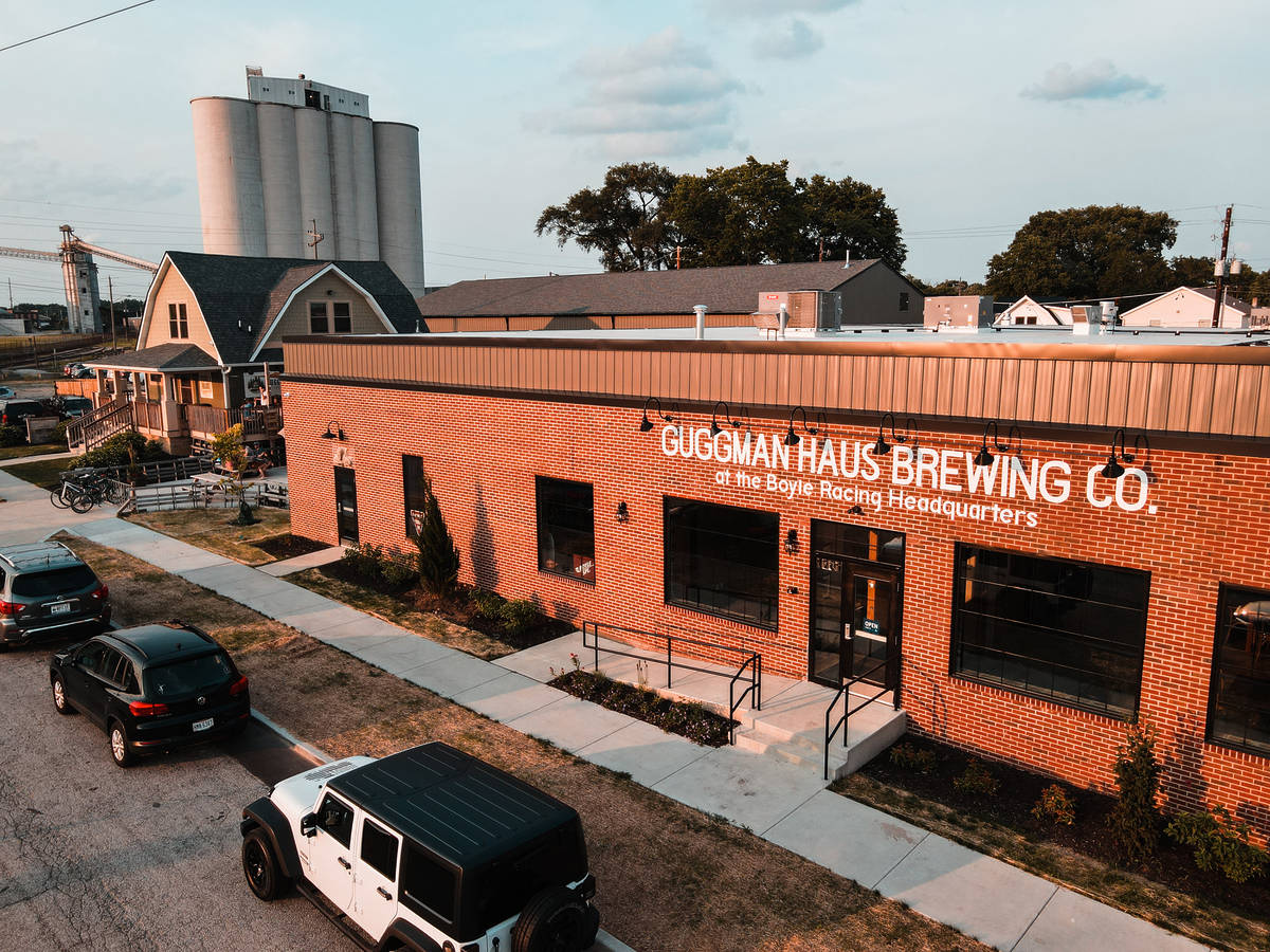 10 Brilliant Craft Breweries In Indianapolis With The Best Beer