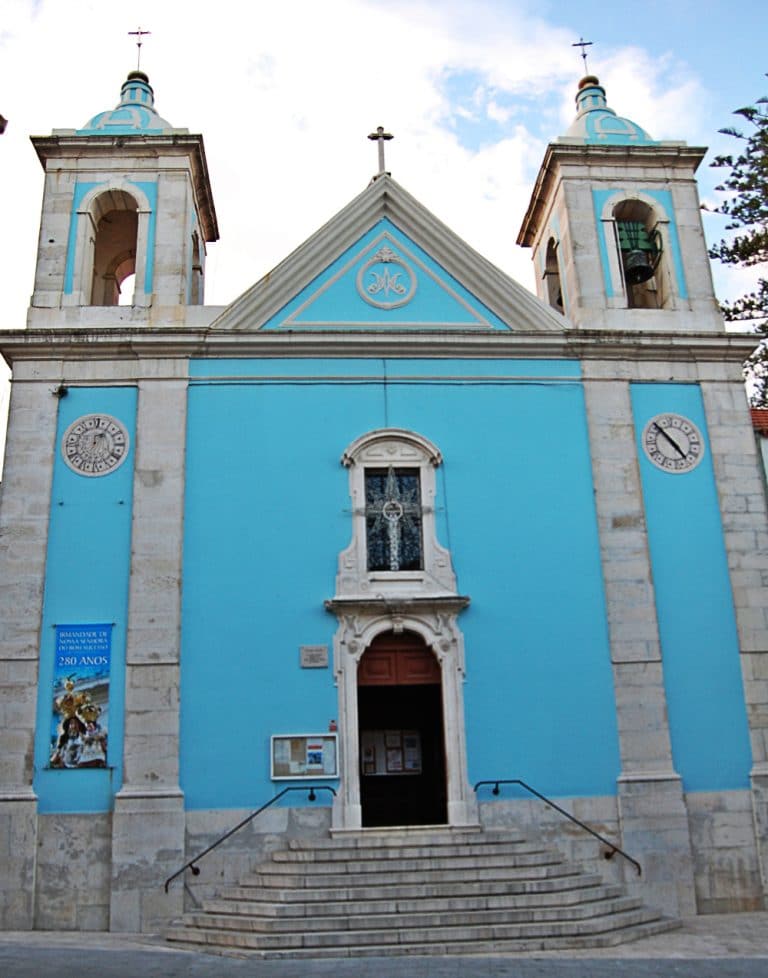 Cacilhas, na margem Sul de Lisboa, tem tanto para conheceres