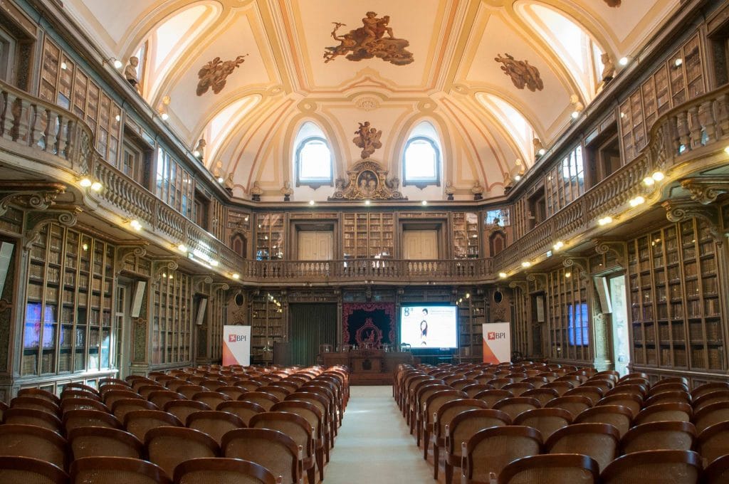 Lisbon's Most Beautiful Libraries: 10 That Stick In The Memory