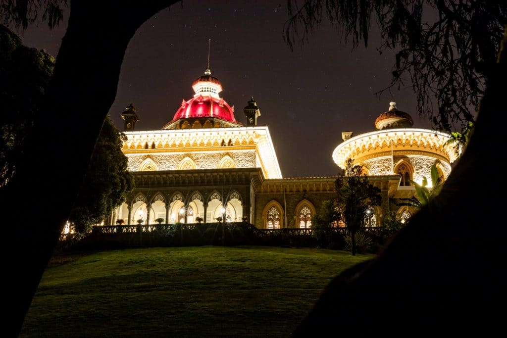 Visita noturna gratuita ao Parque e Palácio de Monserrate