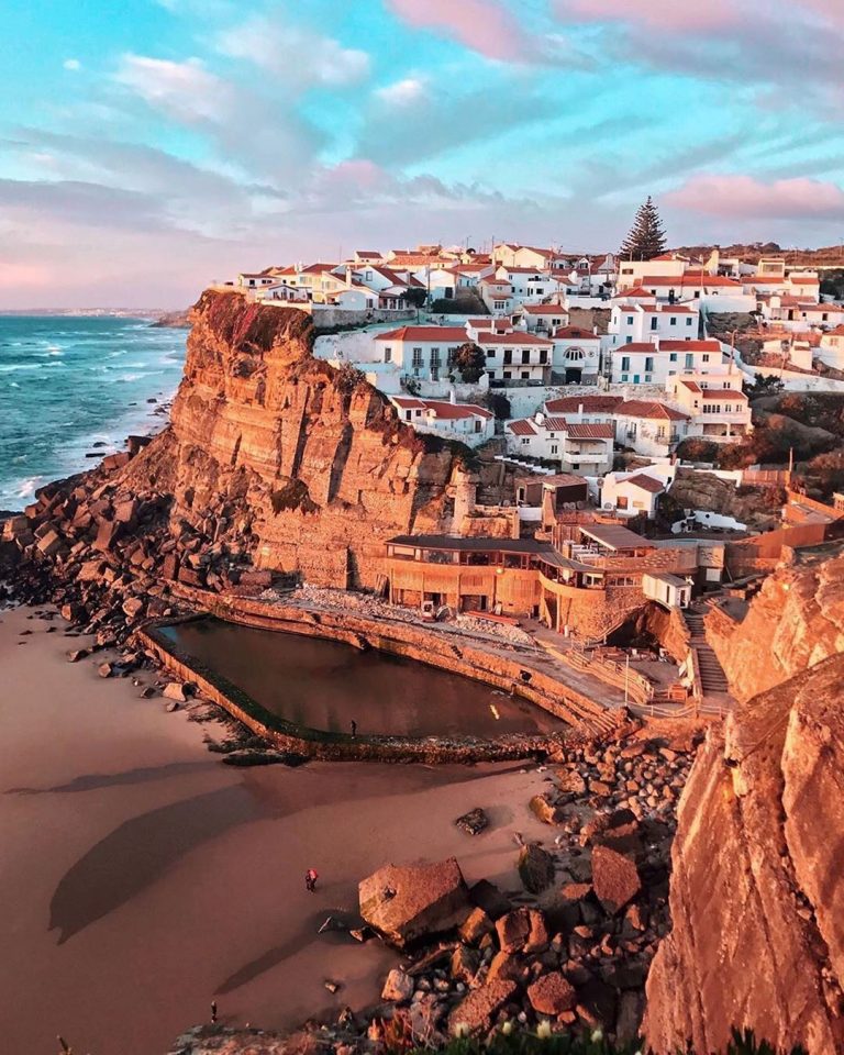 Azenhas do Mar, das Dorf von Sintra, das wie eine Postkarte aussieht