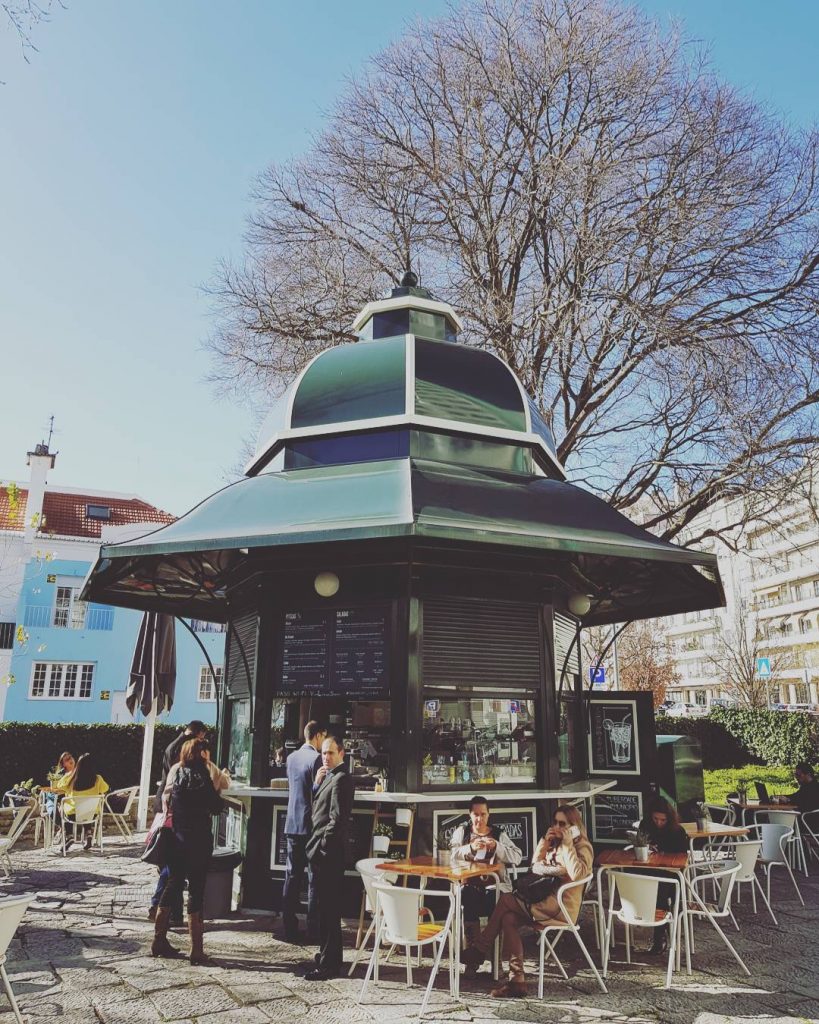 Quiosques em Lisboa onde apetece passar a tarde toda
