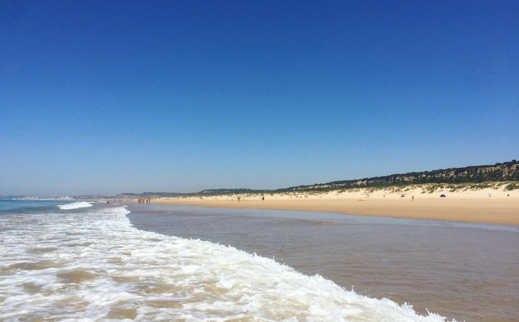 Praias de nudismo em Portugal: as 9 oficiais no país