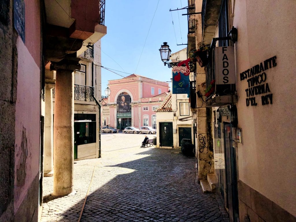 Bairros de Lisboa: Alfama, o mais tradicional e pitoresco da capital