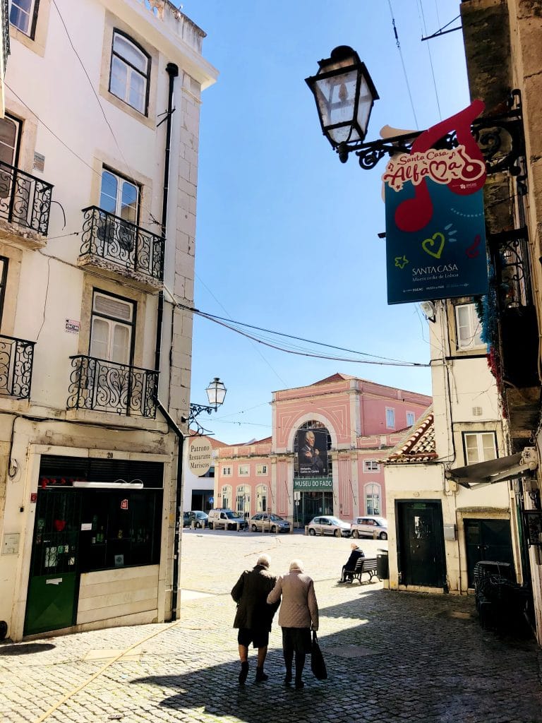Bairros de Lisboa: Alfama, o mais tradicional e pitoresco da capital