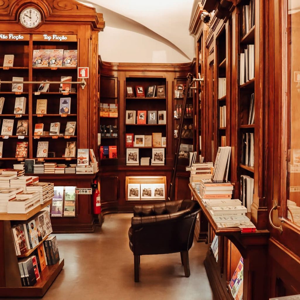 Bertrand Chiado, the world's oldest operating bookshop