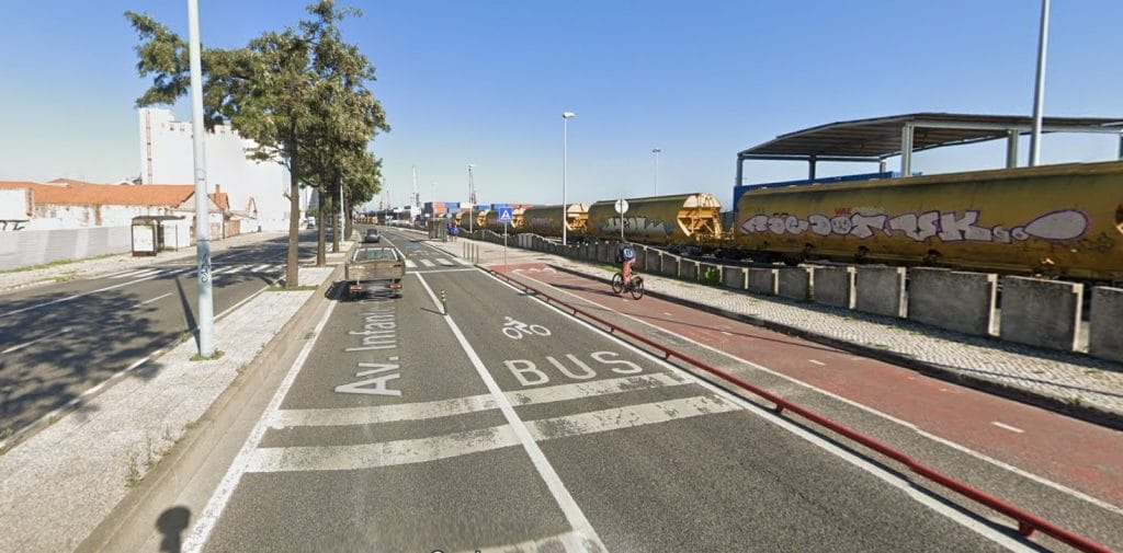 Lisbon's Cycle Routes For Cycling And Relaxing Along The River Tagus