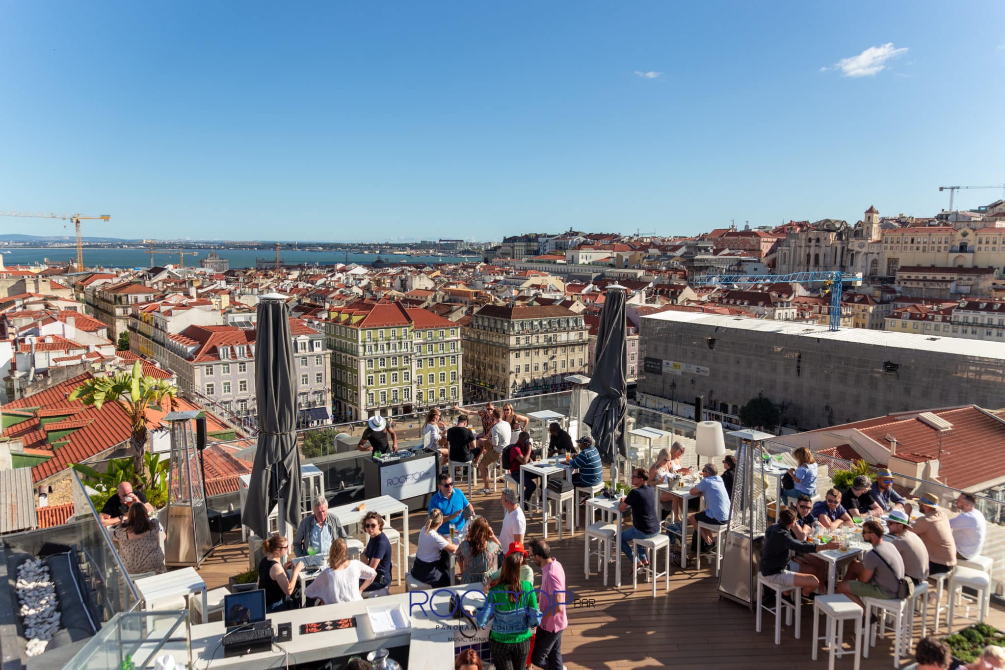 Rooftops em Lisboa: os melhores terraços para os fins de tarde