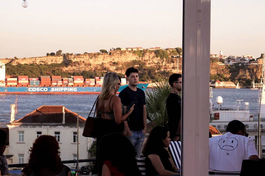 Rooftops em Lisboa: os melhores terraços para os fins de tarde