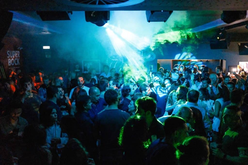 Discotecas em Lisboa: os melhores sítios para dançar até raiar