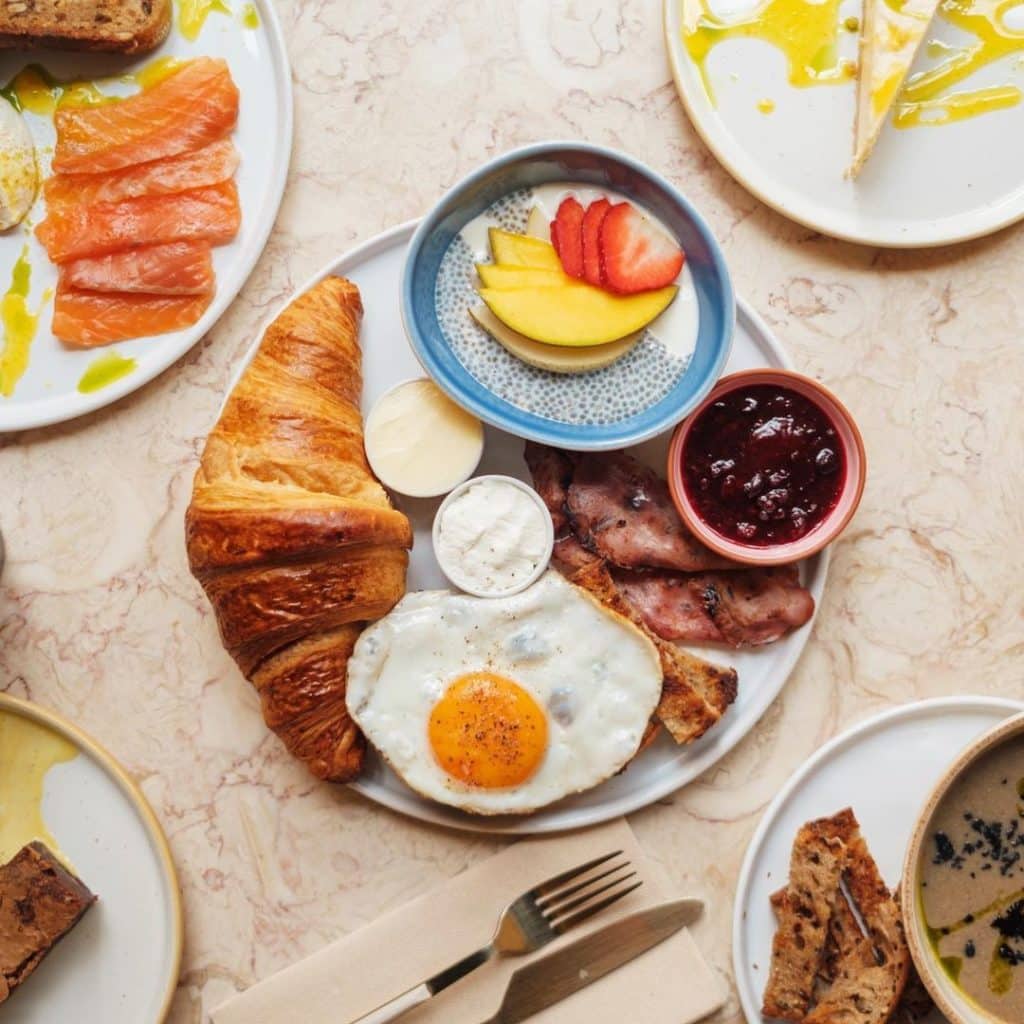 Breakfast in Lisbon: different places than usual