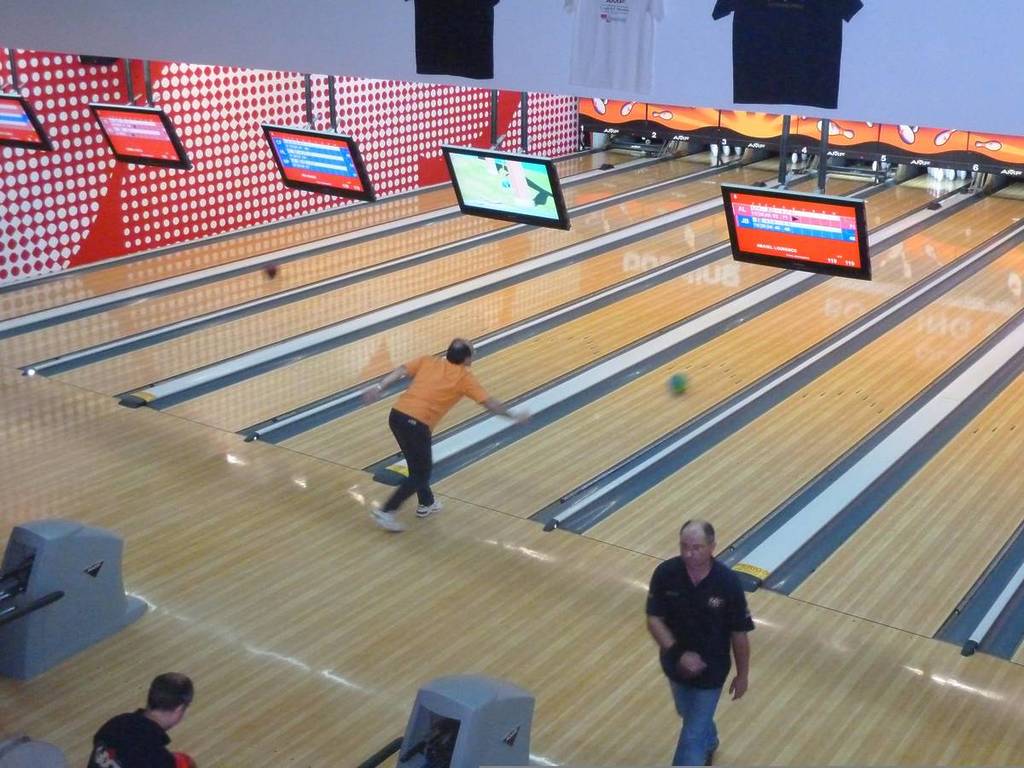 Bowling In Lisbon: The Best Places To Play In The City
