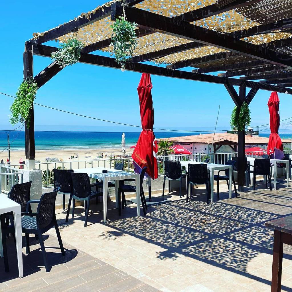 Beach Bars That Quench The Thirst Of Beachgoers