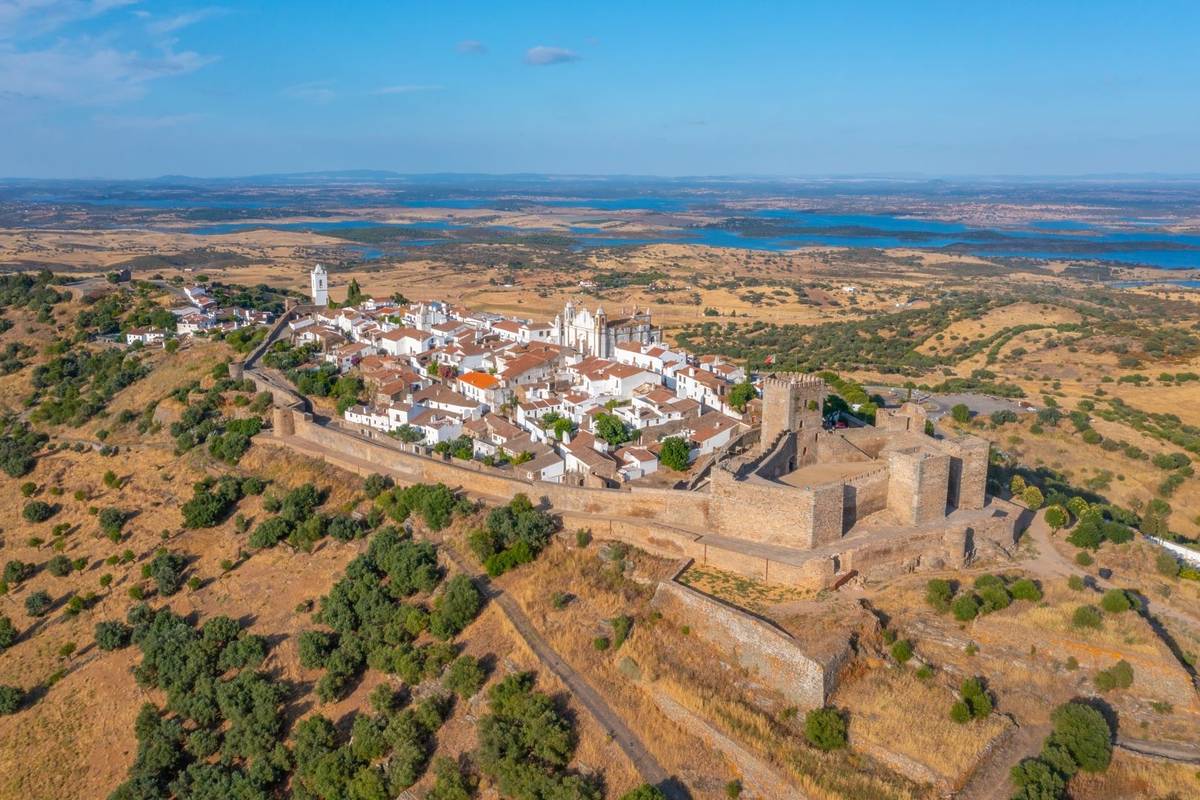 Monsaraz: the medieval village that is one of the 7 Wonders of Portugal