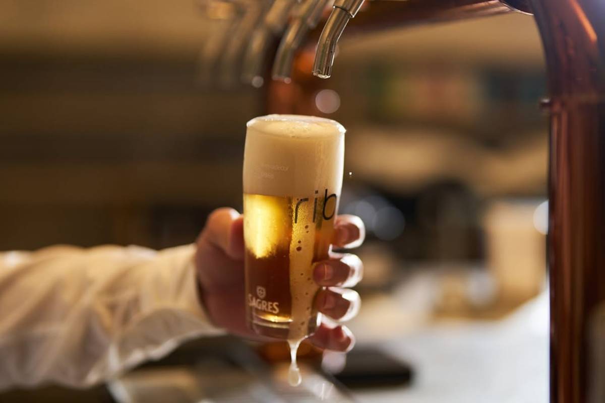 Breweries in Lisbon: the most typical ones that still serve the "old ...