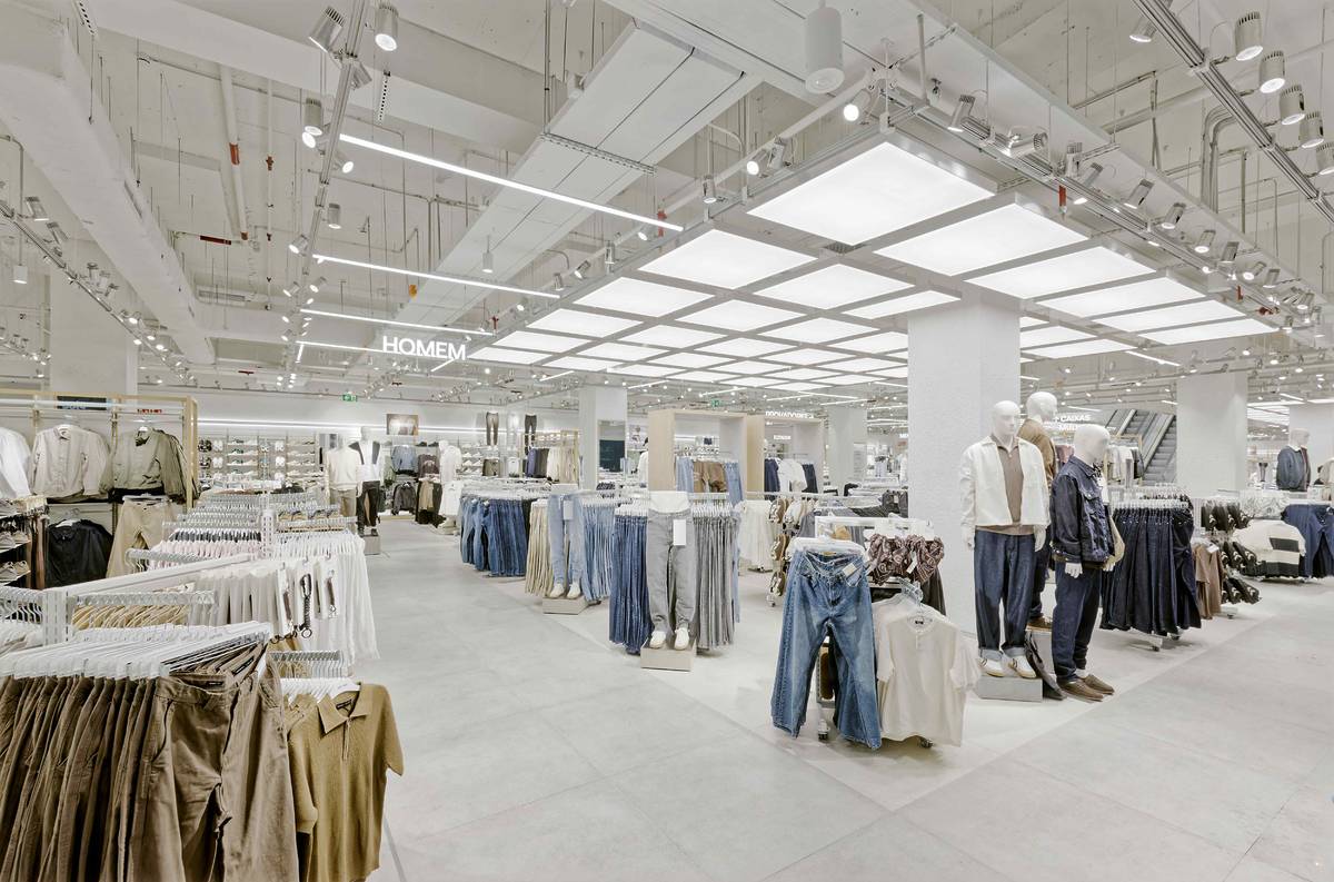 Lefties renforce sa position sur le marché portugais avec l'ouverture d'un mégastore dans le ...