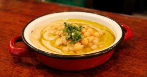 ¿Dónde está el mejor hummus de Madrid?