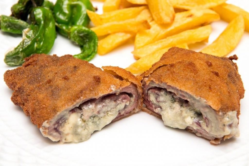 10 restaurantes dónde comer el mejor cachopo de Madrid