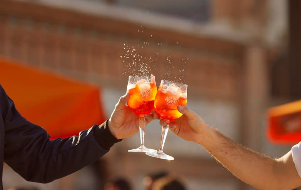 Aperol Spritz y fin de semana, la combinación perfecta que no sabías ...
