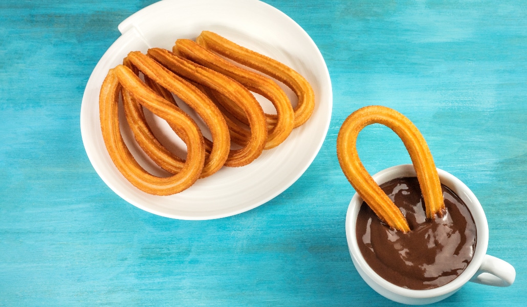 Chocolatería San Ginés: el clásico irresistible de los churros con ...