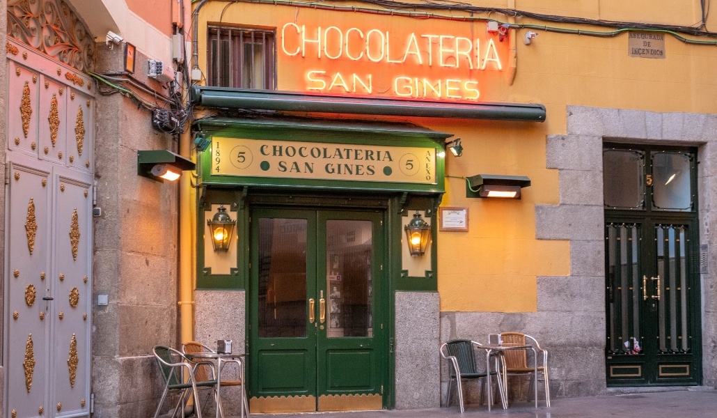 La chocolatería San Ginés ahora te lleva los churros a tu casa