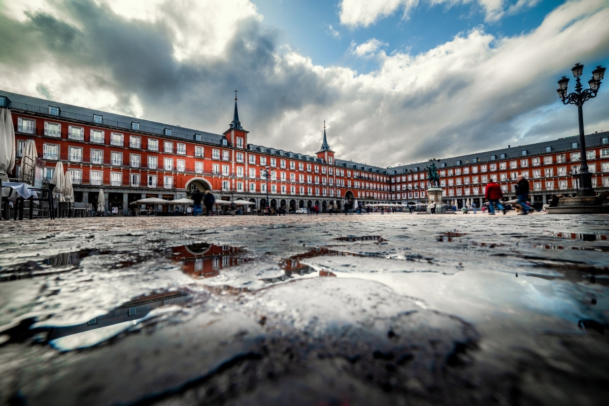 Esta semana bajarán las temperaturas y habrá tormentas en Madrid