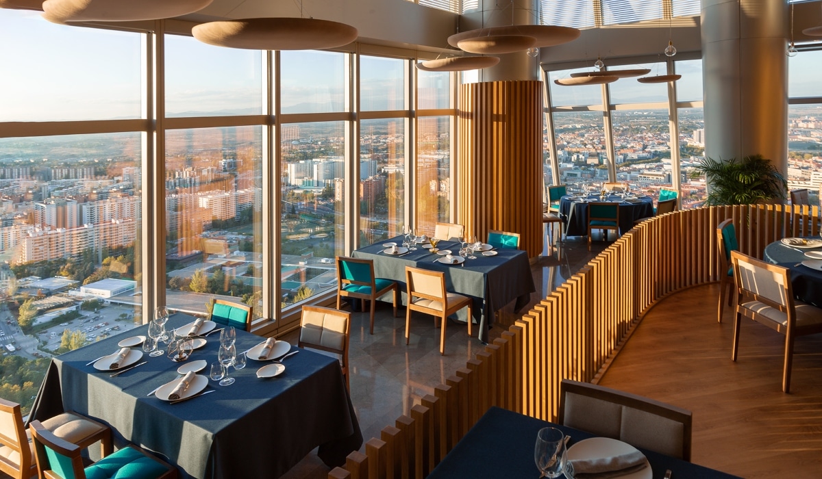 8 restaurants in Madrid that are in unusual locations