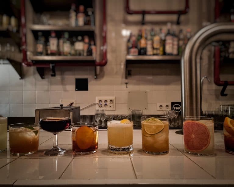 13 cocktail bars in Madrid to rediscover the capital at night