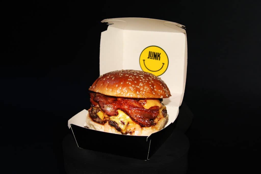 Ya puedes probar la hamburguesa de Junk Burger, la mejor de España