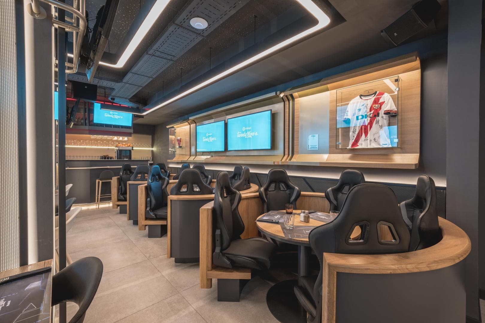 8 bars where to watch soccer in Madrid