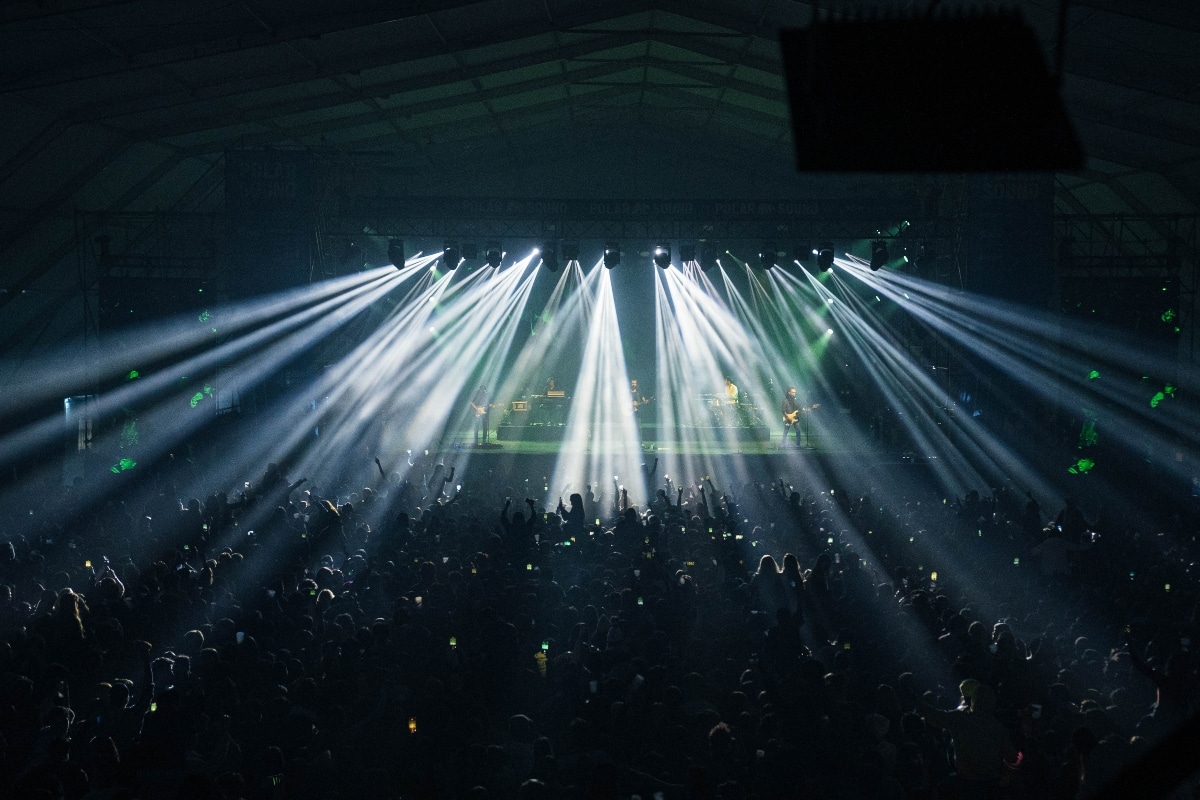 Esta playlist te llevará directo a la pista de baile del Polar Sound ...