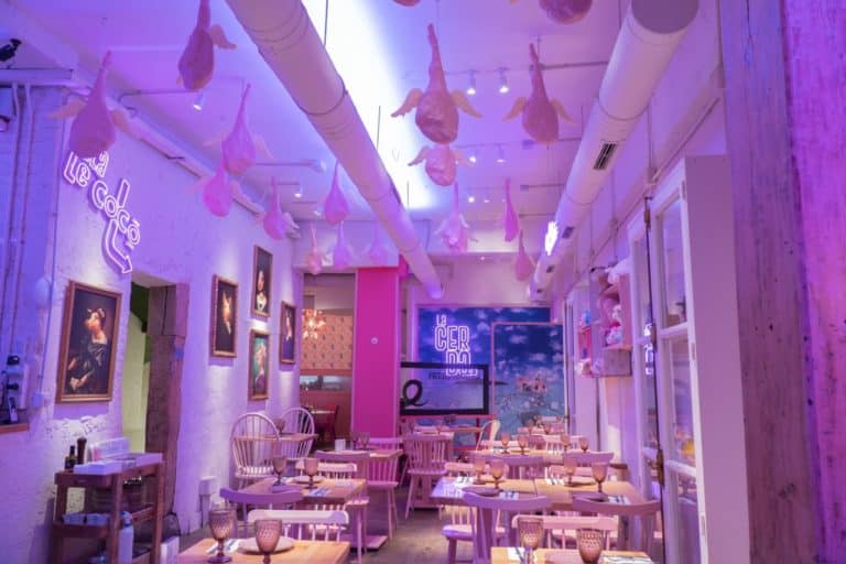 10 restaurantes que triunfan por su exceso decorativo