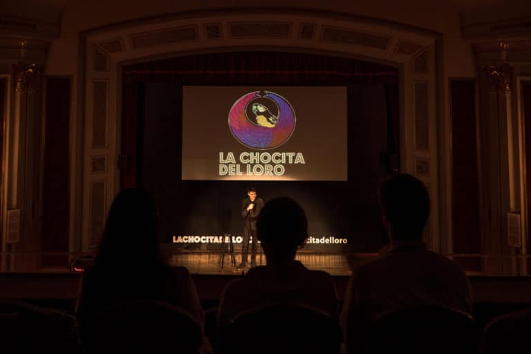Monólogos y comedia en vivo en La Chocita del Loro