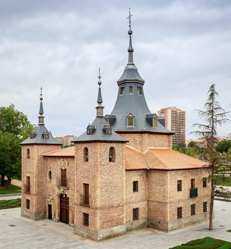 The 10 Most Beautiful Churches In Madrid You Have To See