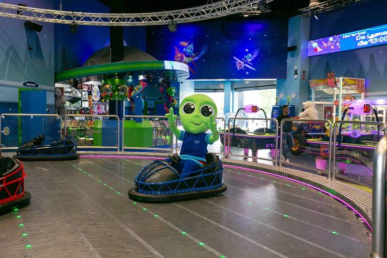 Babylon Park Madrid: el parque temático interior con montaña rusa ...