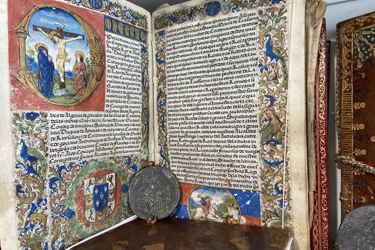 Strolling among old books, first editions and copies at only €1: the ...