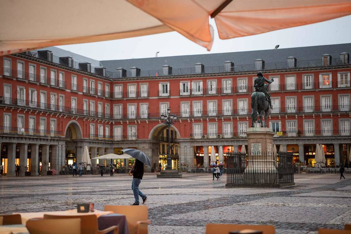 Madrid, frozen and with snow on the horizon: Storm Harry intensifies ...