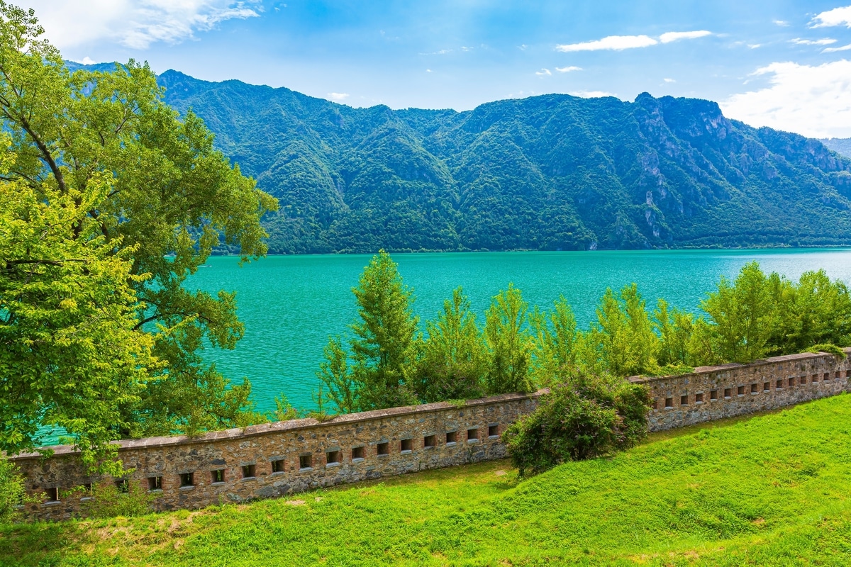 Lakes near Milan: 20 destinations for a beautiful trip